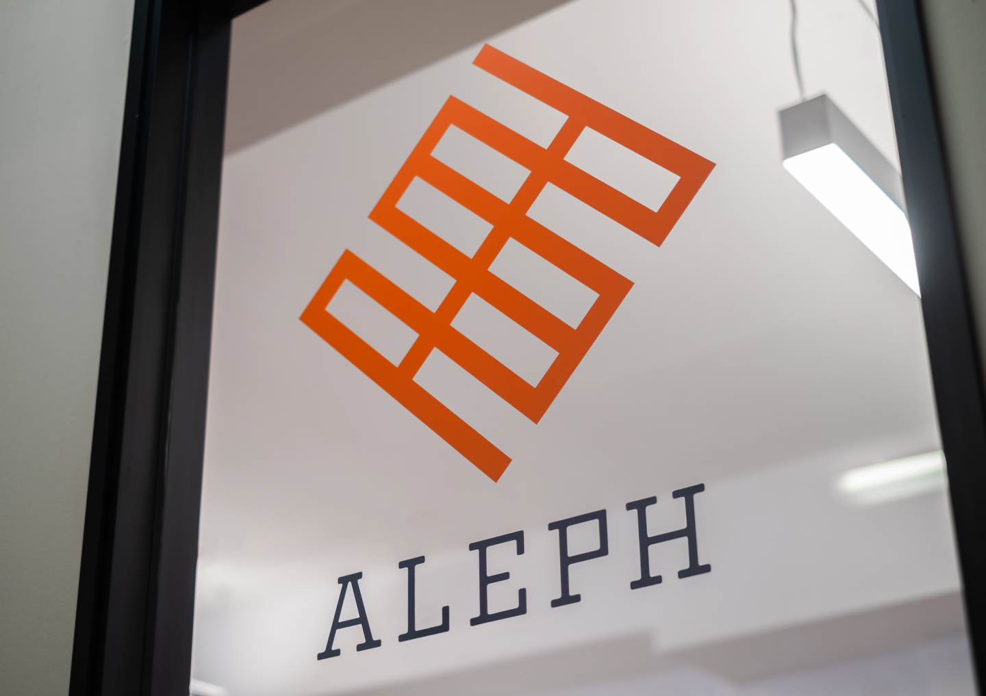 A literary identity for a very literate web developer. - Volume Inc.